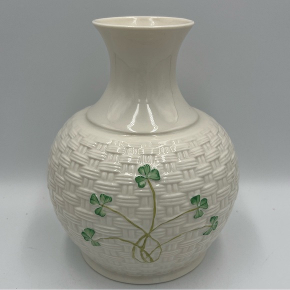 Belleek | Accents | Belleek Shamrock Vase | Poshmark